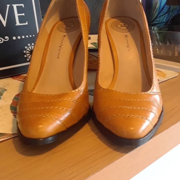 Modern Vintage | Shoes | Gorgeous Modern Vintage | Poshmark